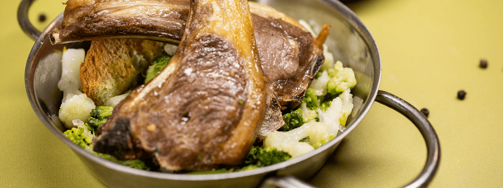 Costoletta di agnello al timo - Ricette Orogel